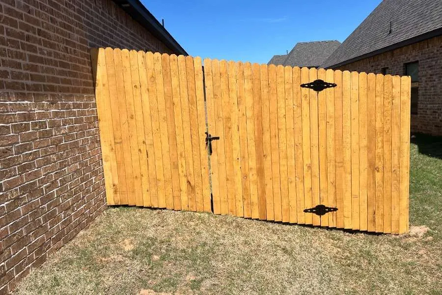 Building a Fence on a Slope