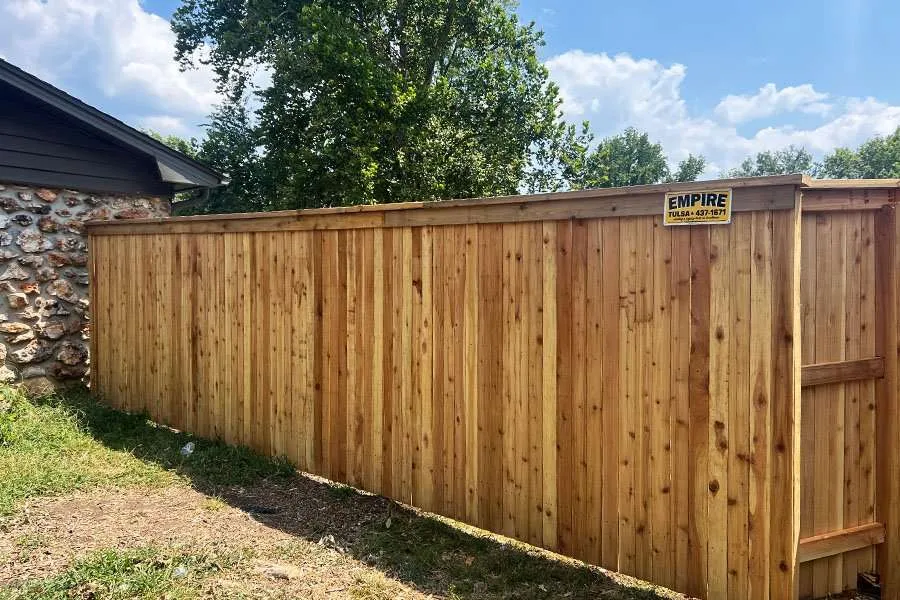 Privacy Fence 6' Cedar Cap & Trim on Steel Posts at 2307 E Ridgeview Ln ...